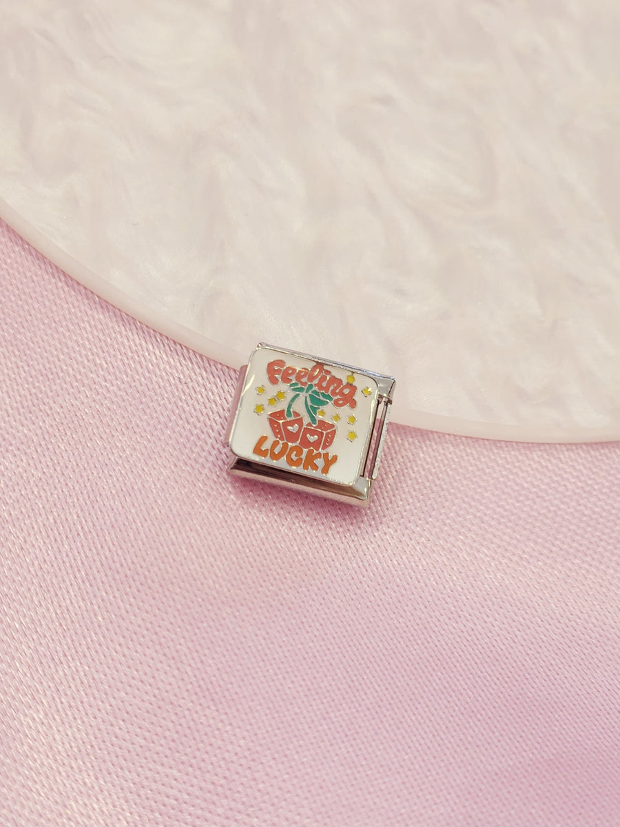 Charm feeling lucky #7 – Vestiq Accesorios Mayoreo